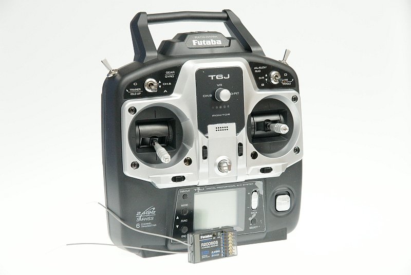 FUTABA T6J + R2006GS 2.4 GHz FHSS S-FHSS - Lotnicze - Aparatury-nadajniki
