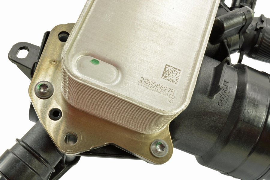 CHŁODNICA + PODSTAWA FILTRA OLEJU 1.5 BLUE DCI RENAULT DACIA 213058627R ...