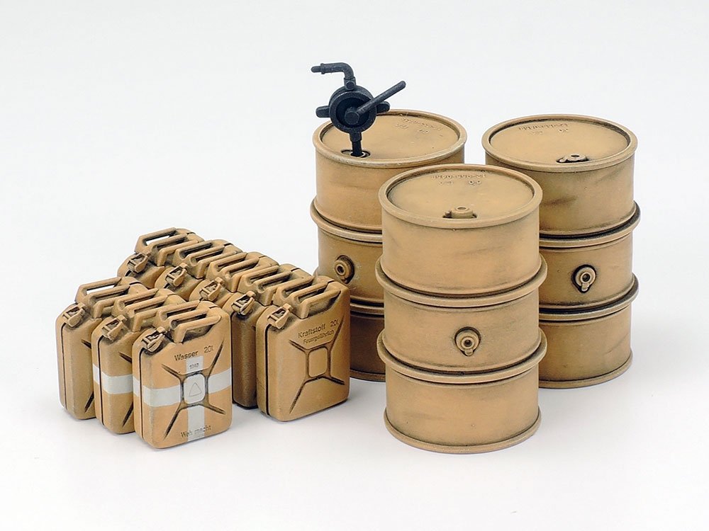 Tamiya 35286 Sd.Kfz.222 Leichter Panzerspahwagen 4x4 Afrika Korps (1:35 ...