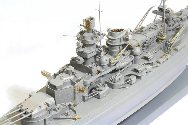 Dragon 1040 German Battleship Scharnhorst 1943 (1:350) - scale 1:350 ...