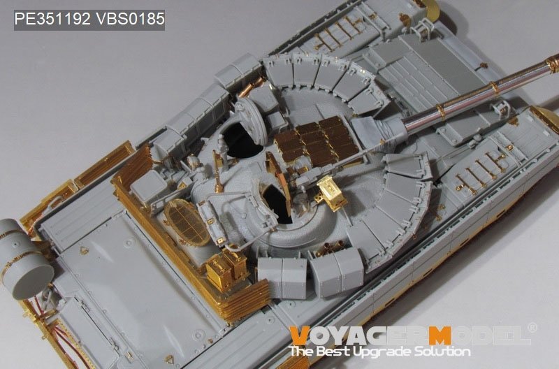 Voyager Model PE351192 Modern Russian T-80BVM Main Battle Tank (smoke ...