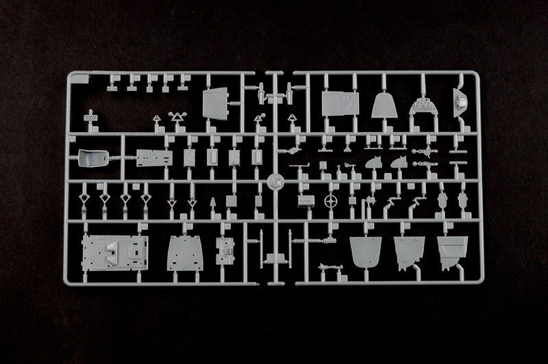 Trumpeter 1:32 German IIWW fighter Messerschmitt Bf 109E-4/Trop (02290)