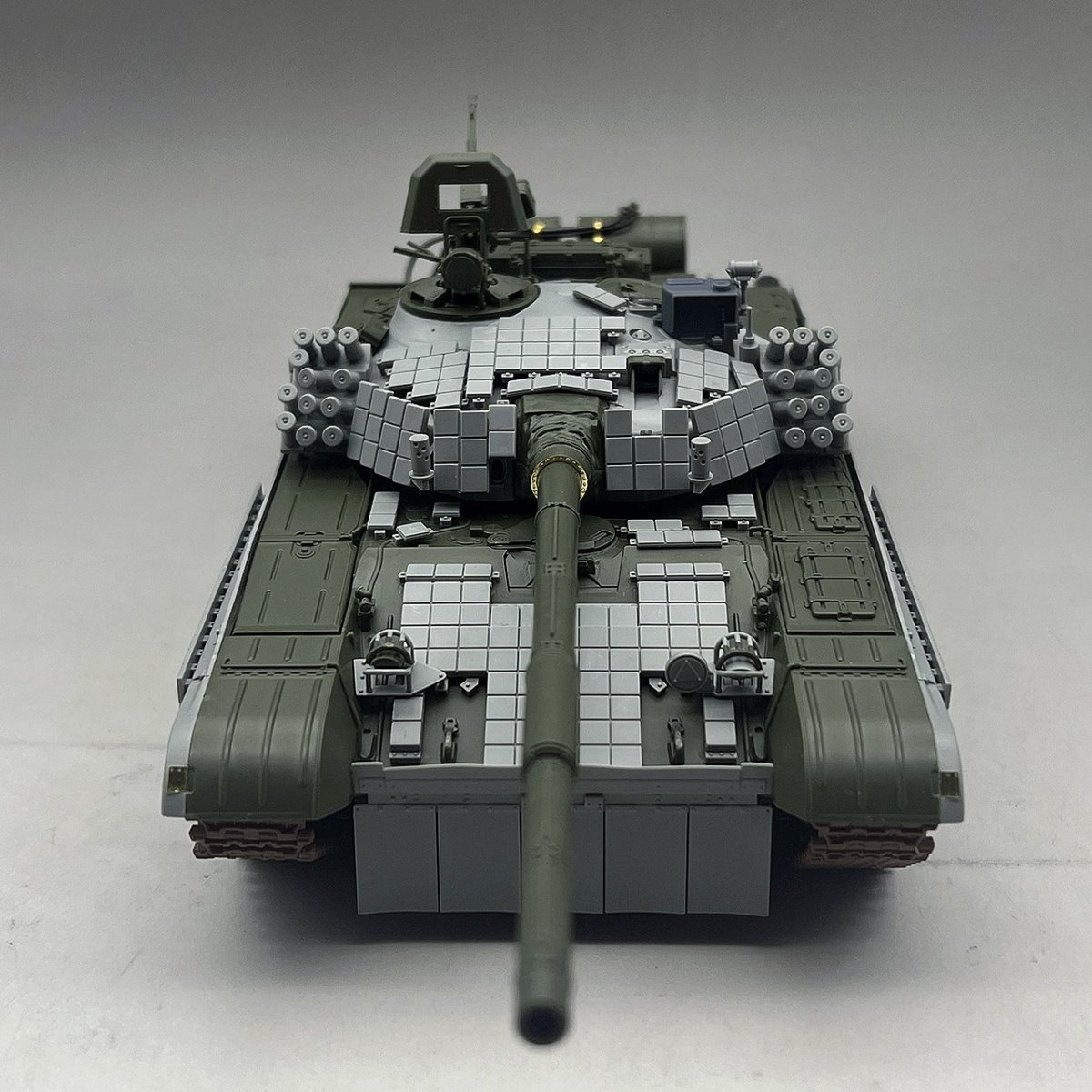 Amusing Hobby 35A069 PT-91 Twardy Polish Main Battle Tank 1 35 - po ...